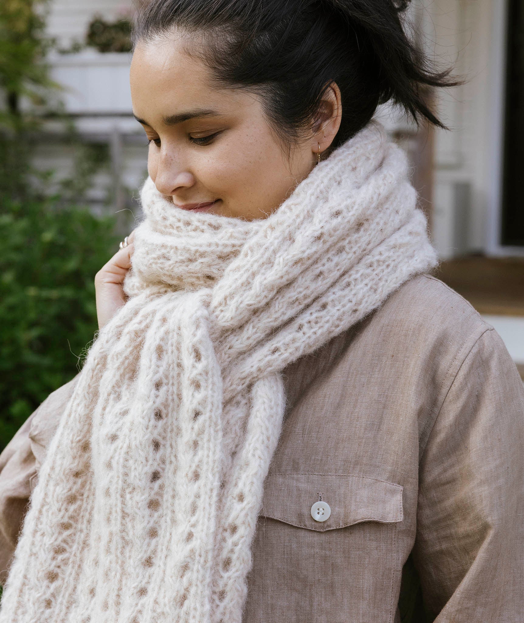 Ribbed Lace Scarf Using Isager Soft – Churchmouse Yarns & Teas