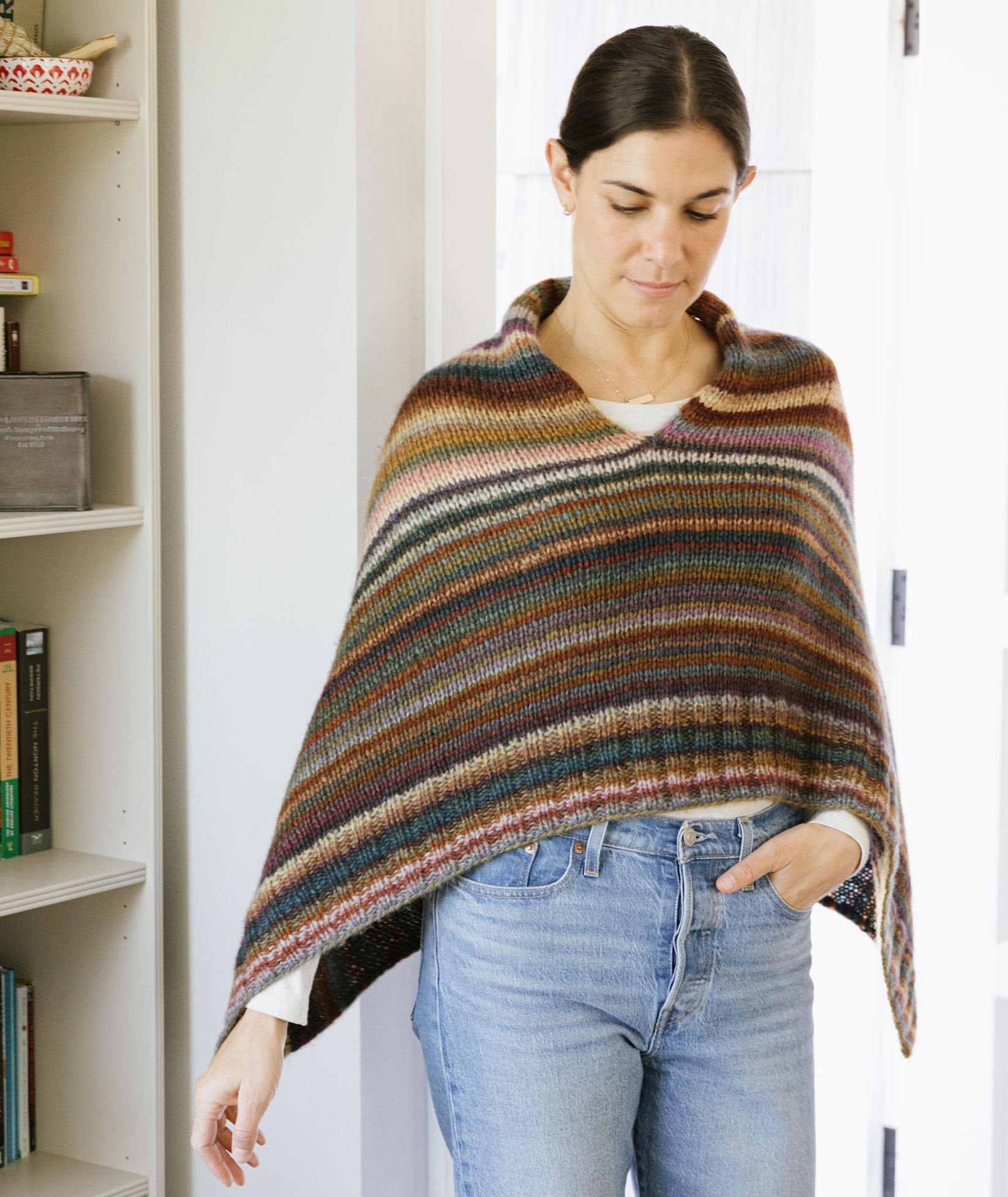 Chunky Seamless Poncho Using Lang Cloud – Churchmouse Yarns & Teas